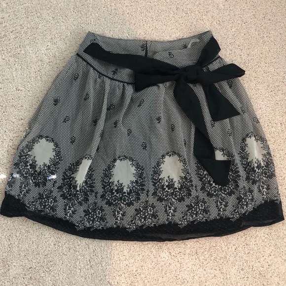Francesca's Collections | Skirts | Nwt Black Patterned Skirt | Poshmark